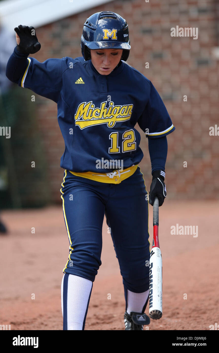 Michigan shortstop Stephanie Kirkpatrick (12) during game action in the ...
