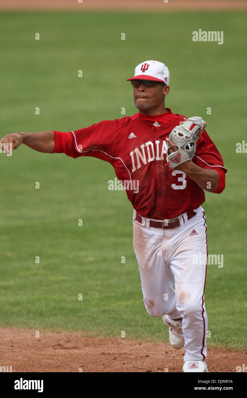 Indiana 2B Micah Johnson (3) during game action in the fifth inning ...