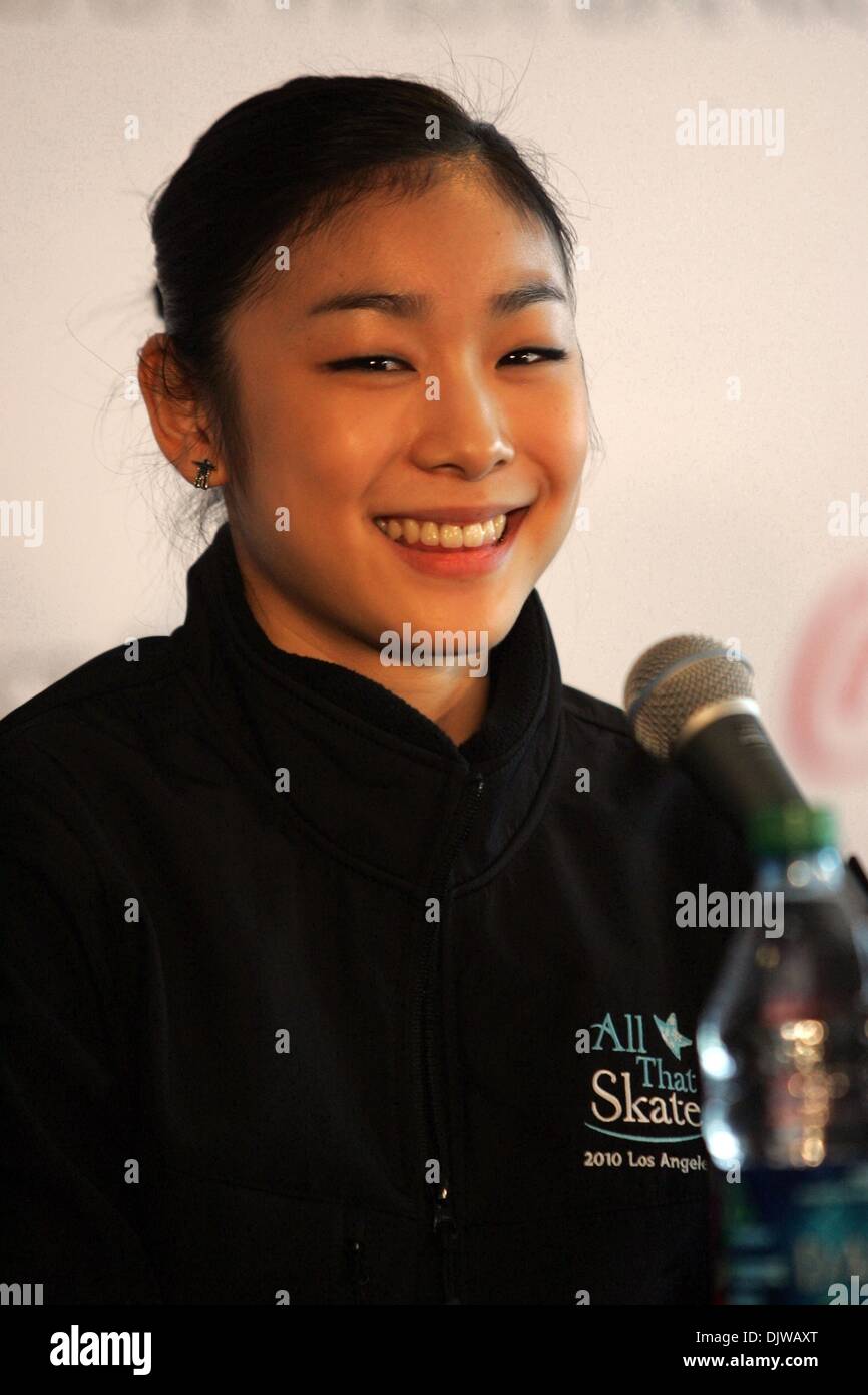 Oct 01, 2010 - Los Angeles, California, U.S. - YUNA KIM (L), 2010 ...