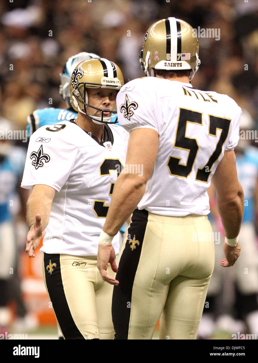 Oct 3, 2010 - New Orleans, Louisiana, U.S. - NFL Football - (left to ...
