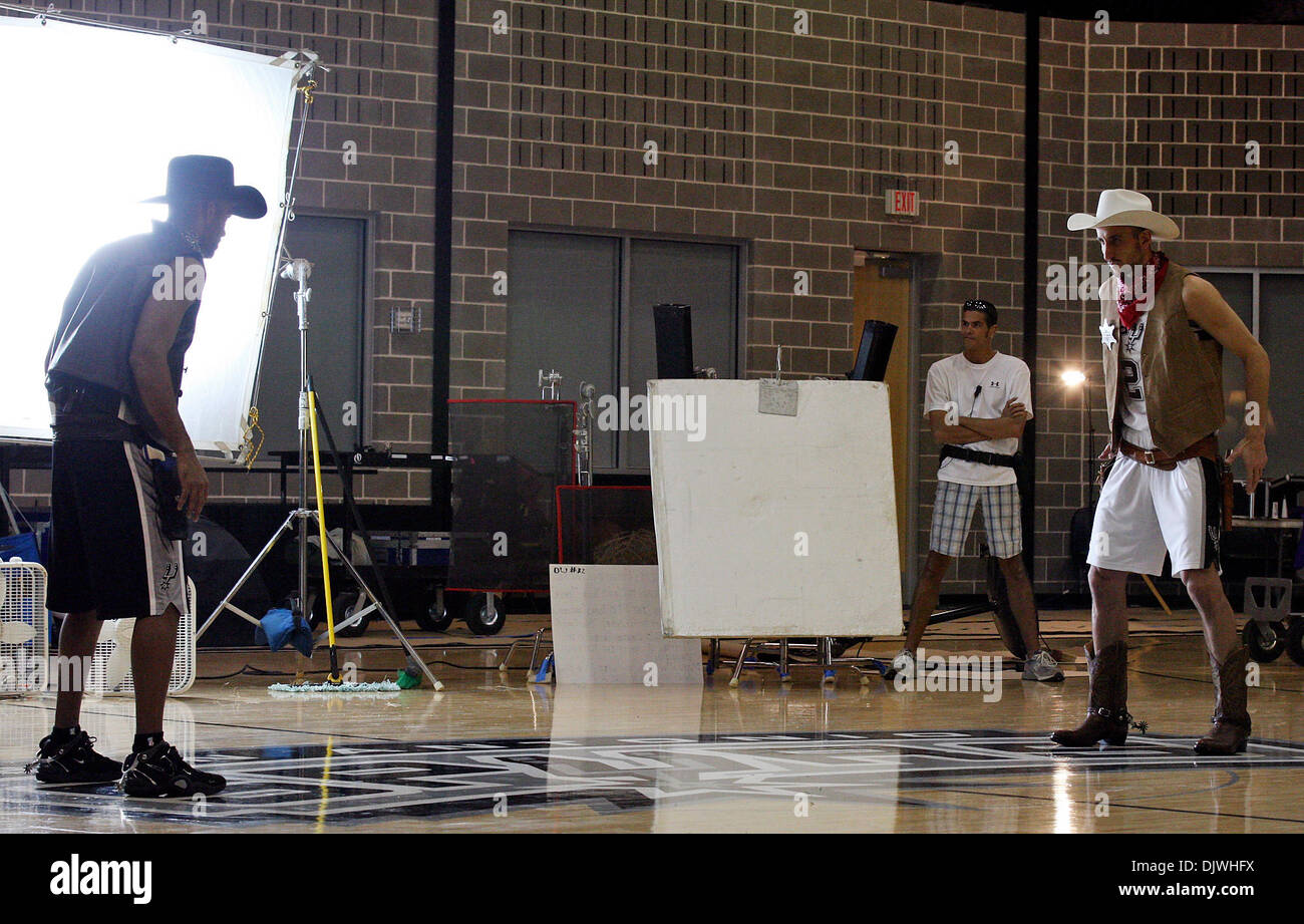 Heb store hi-res stock photography and images - Alamy