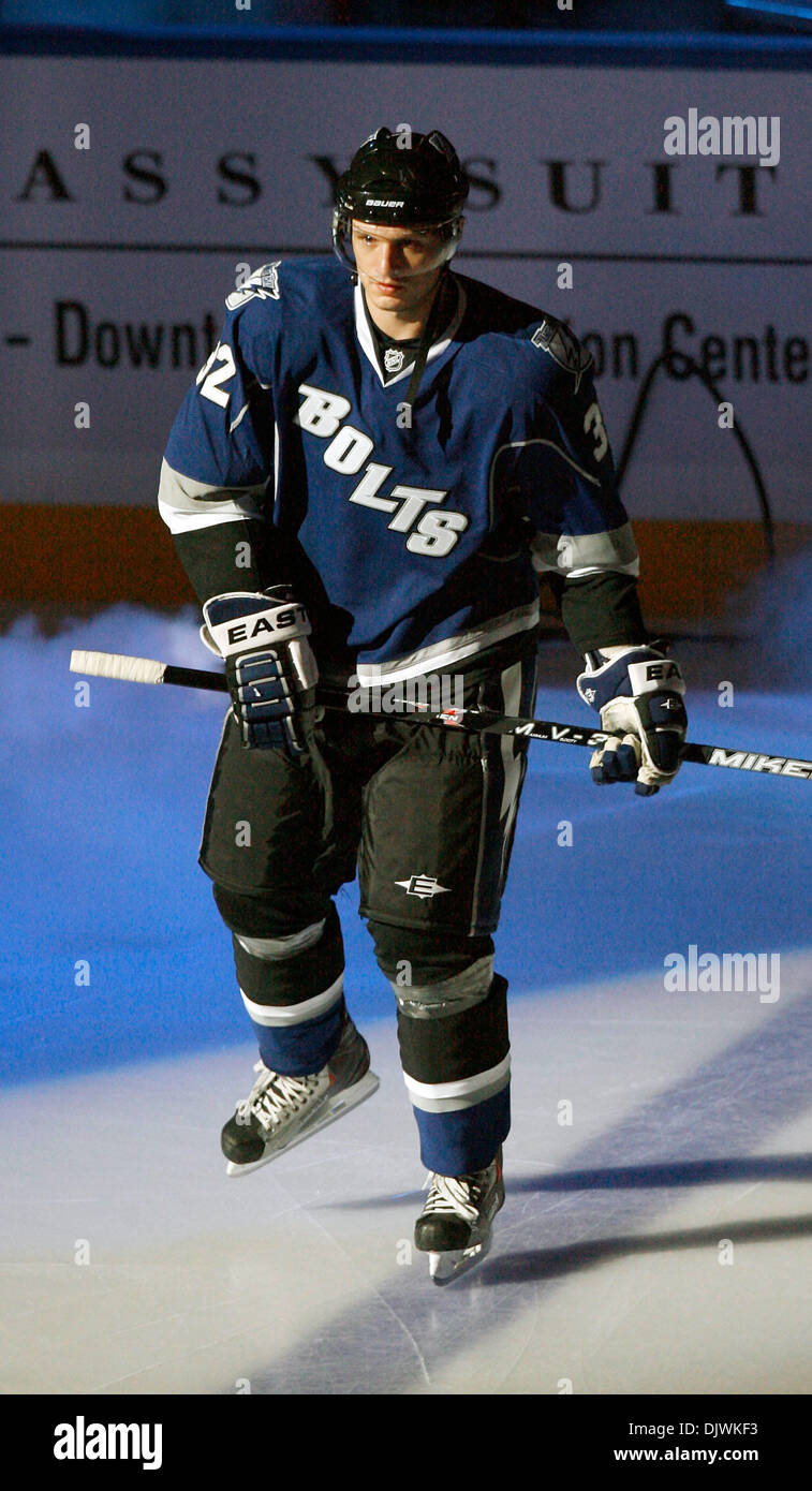 Matt smaby hi-res stock photography and images - Alamy