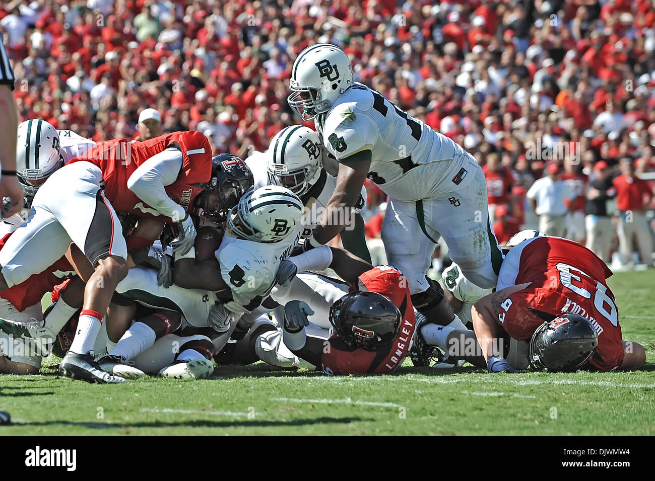 Oct. 9, 2010 - Dallas, Texas, United States of America - Baylor Bears ...