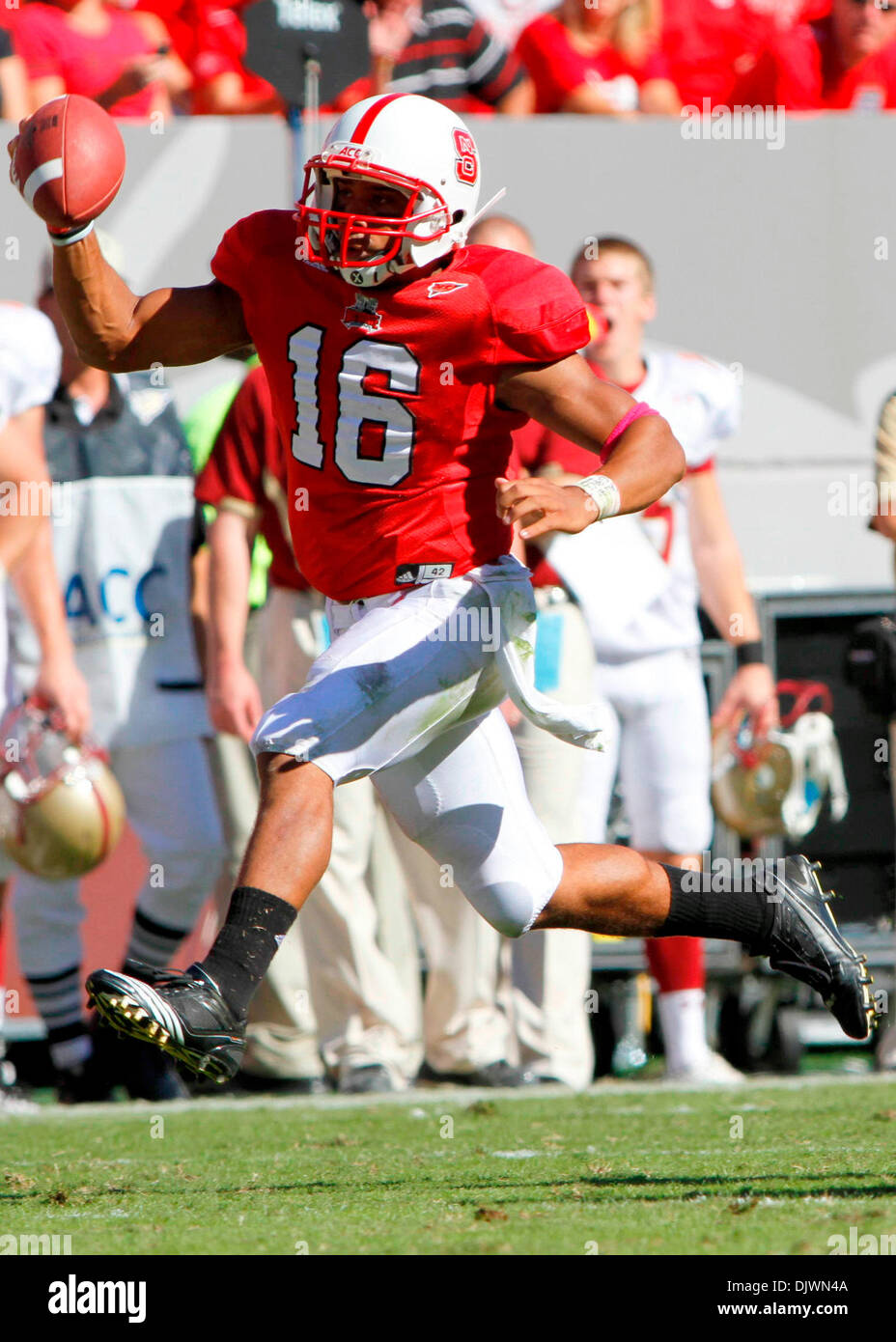 Oct. 9, 2010 - Raleigh, Carter-Finley Stadium, United States of America ...