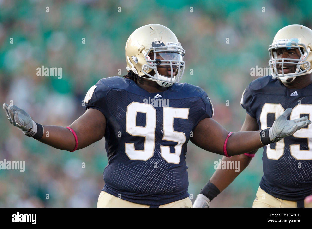 Notre dame stadium crowd hi-res stock photography and images - Alamy