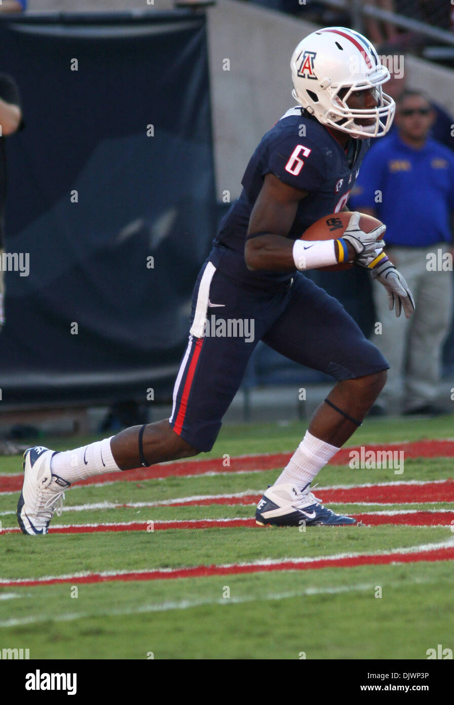 Oct. 9, 2010 - Tucson, Arizona, United States of America - WR - Travis ...