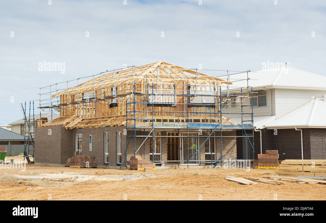House scaffolding house scaffolding hi-res stock photography and images ...
