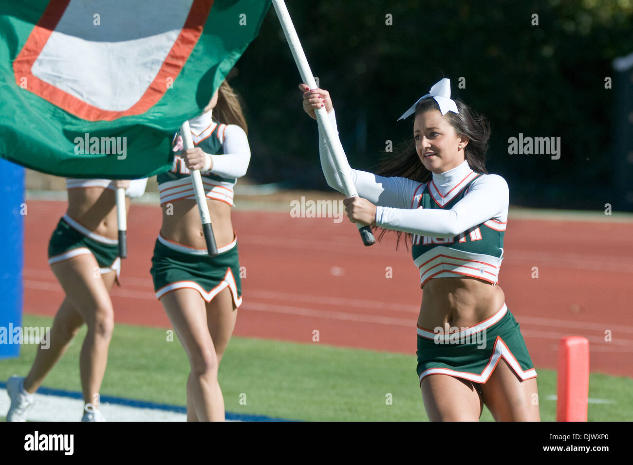 University of miami hurricanes football cheerleaders hi-res stock ...