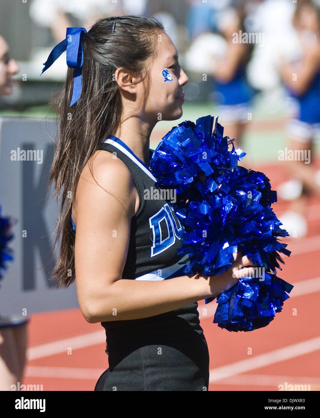 Duke cheerleader hi-res stock photography and images - Alamy