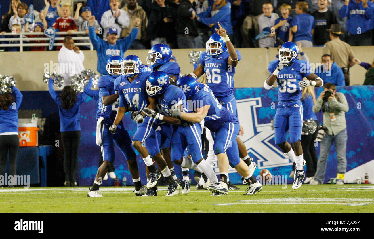 Oct. 16, 2010 - Lexington, Ky., US - Kentucky's Anthony Mosley was ...