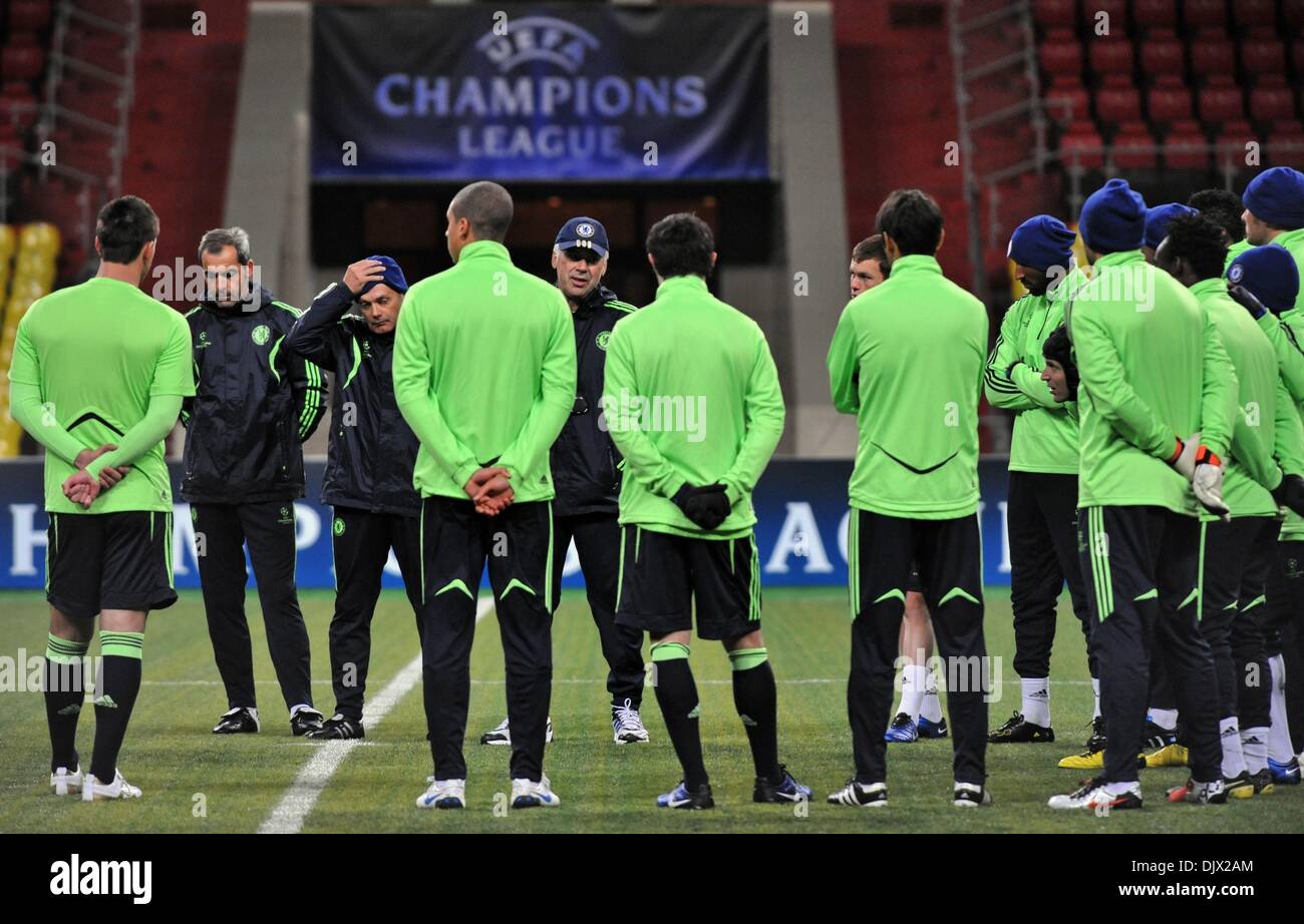 Oct 18, 2010 - Moscow, Russia - Chelsea FC manager CARLO ANCELOTTI (c ...