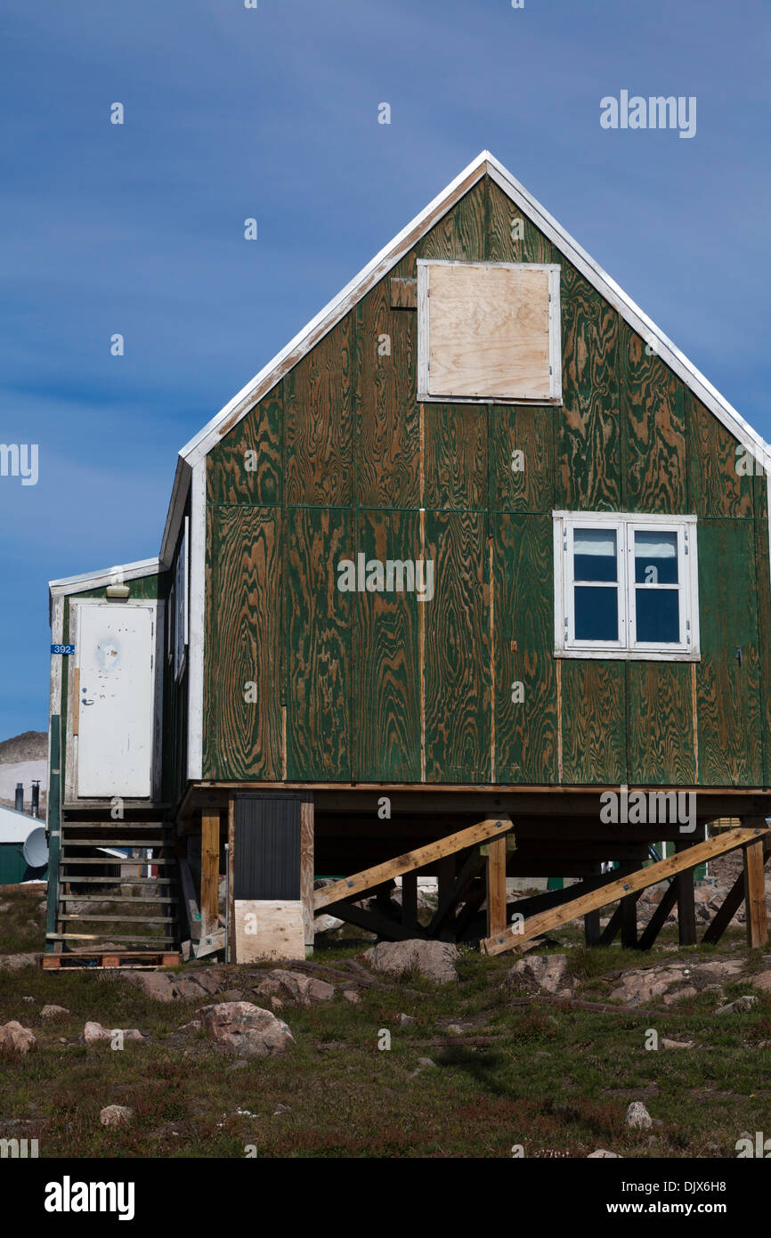 Inuit settlement hi-res stock photography and images - Alamy