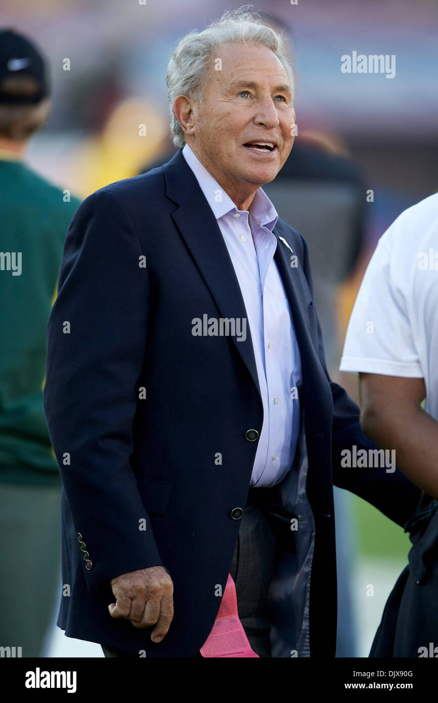 Coach lee corso hi-res stock photography and images - Alamy