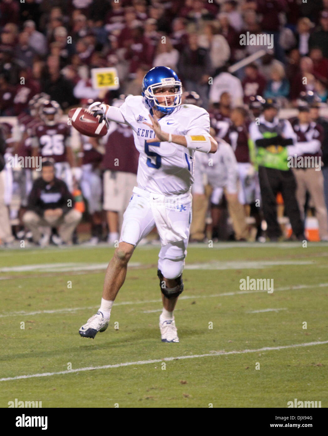 Oct. 30, 2010 - Starkville, Miss., US - Mike Hartline connected with ...
