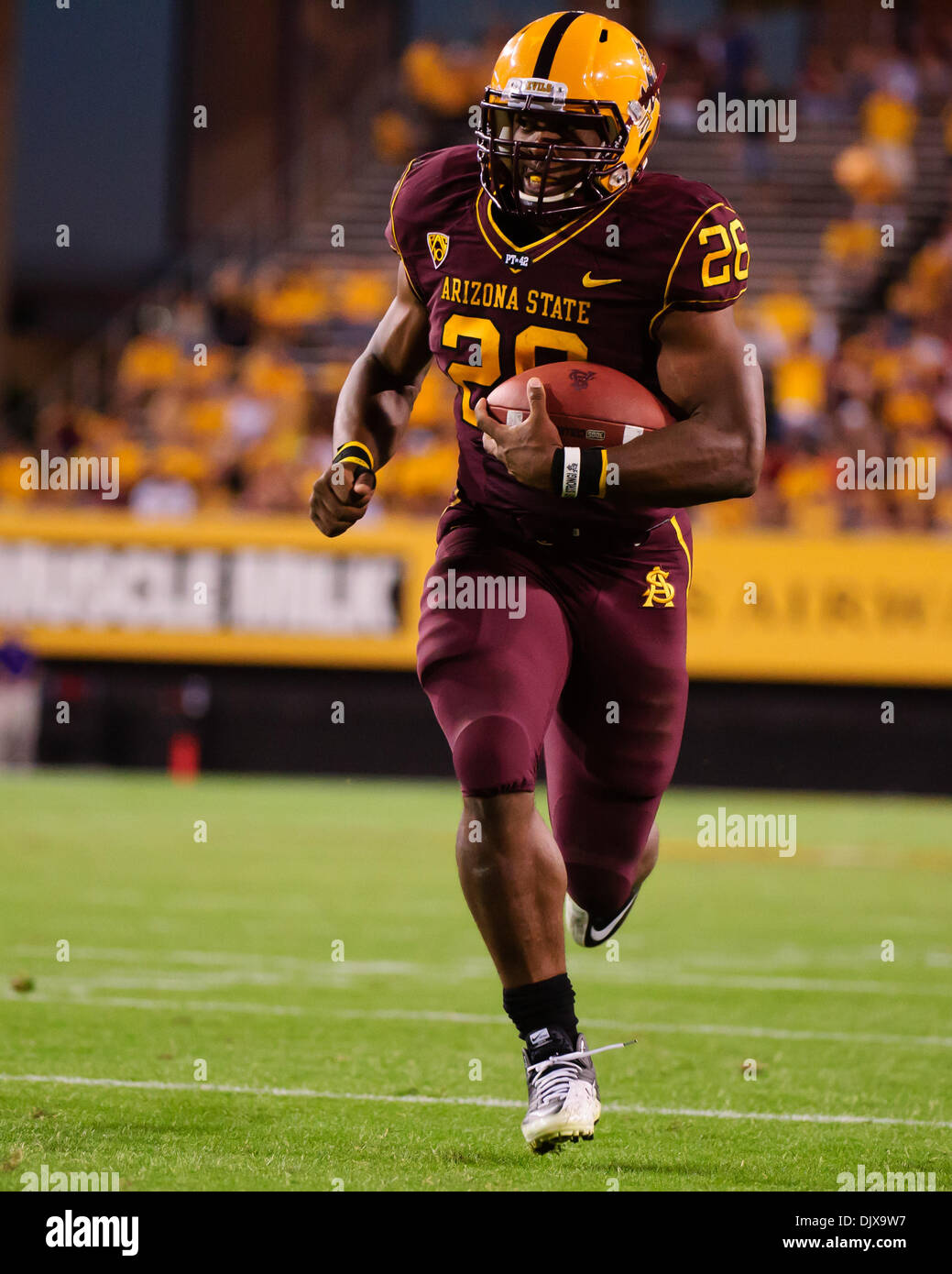October 30, 2010: Arizona State running back Cameron Marshall (26) runs ...