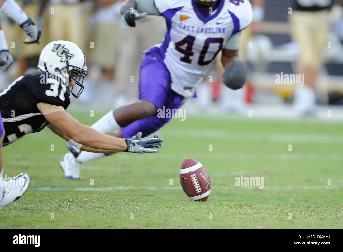 Knights bar hi-res stock photography and images - Alamy