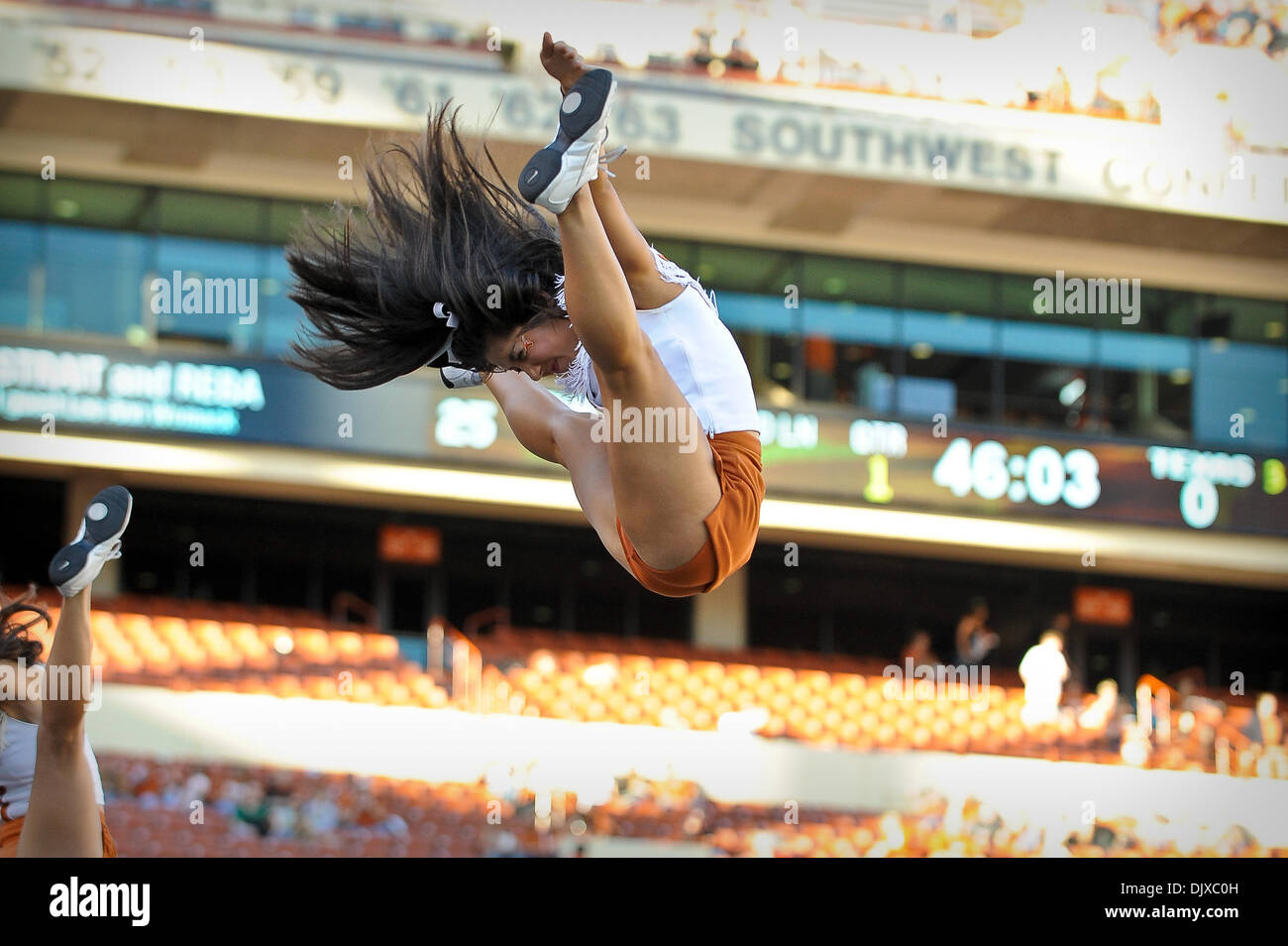 Texas cheerleaders hi-res stock photography and images - Alamy