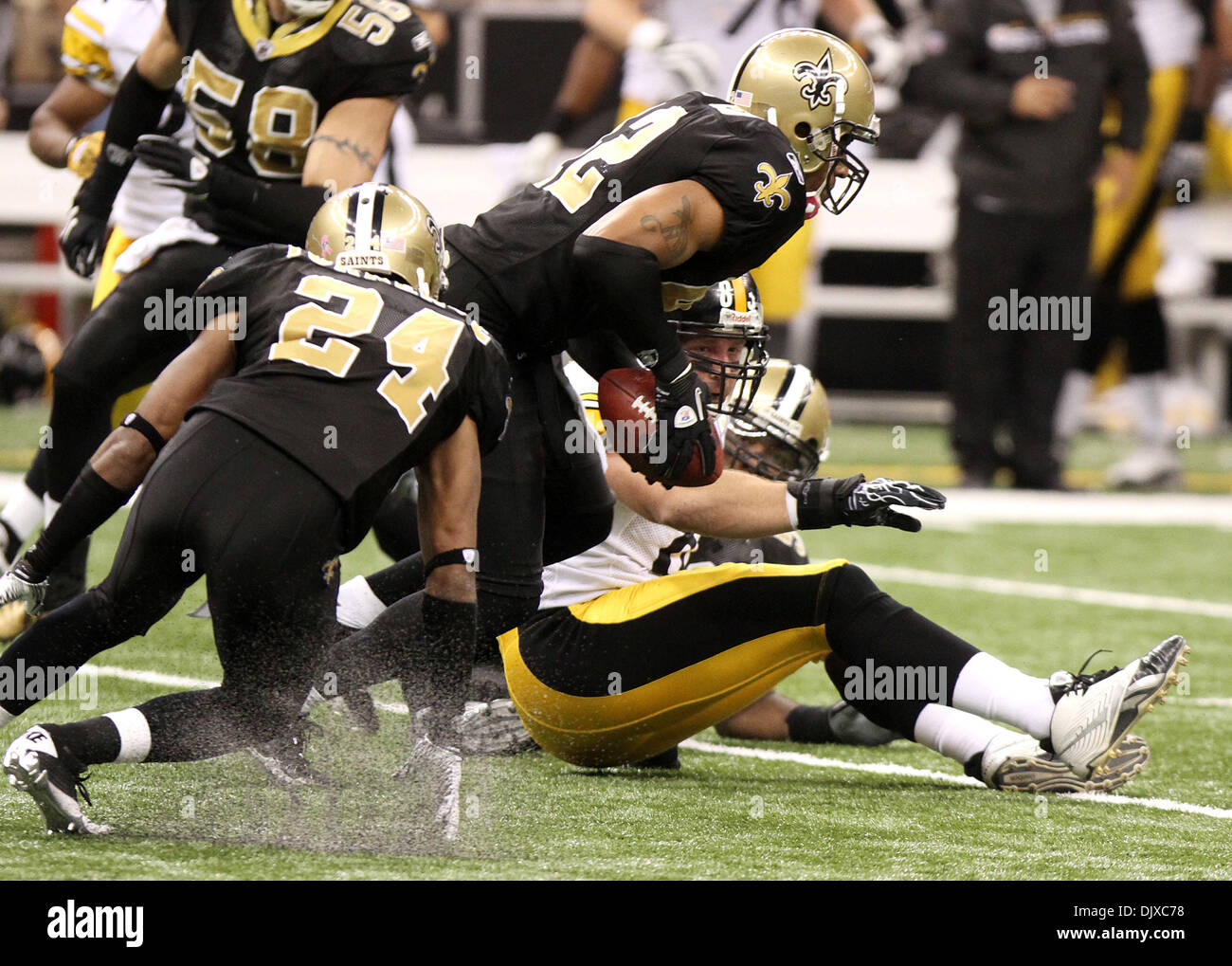 Oct 31, 2010 - New Orleans, Louisiana, U.S. - NFL Football 2010 - (left ...