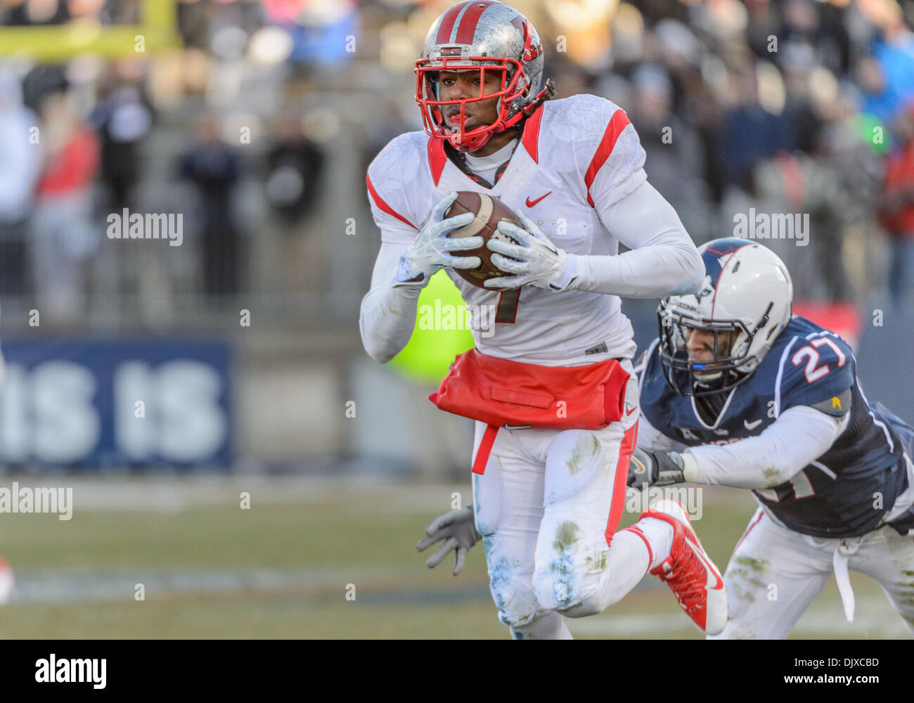 East Hartford, CT, USA. 30th Nov, 2013. Saturday November 30, 2013 ...