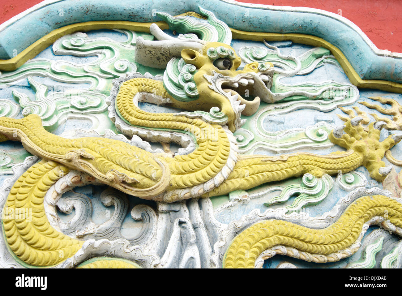 Qing dynasty ancient dragon pattern details Stock Photo - Alamy