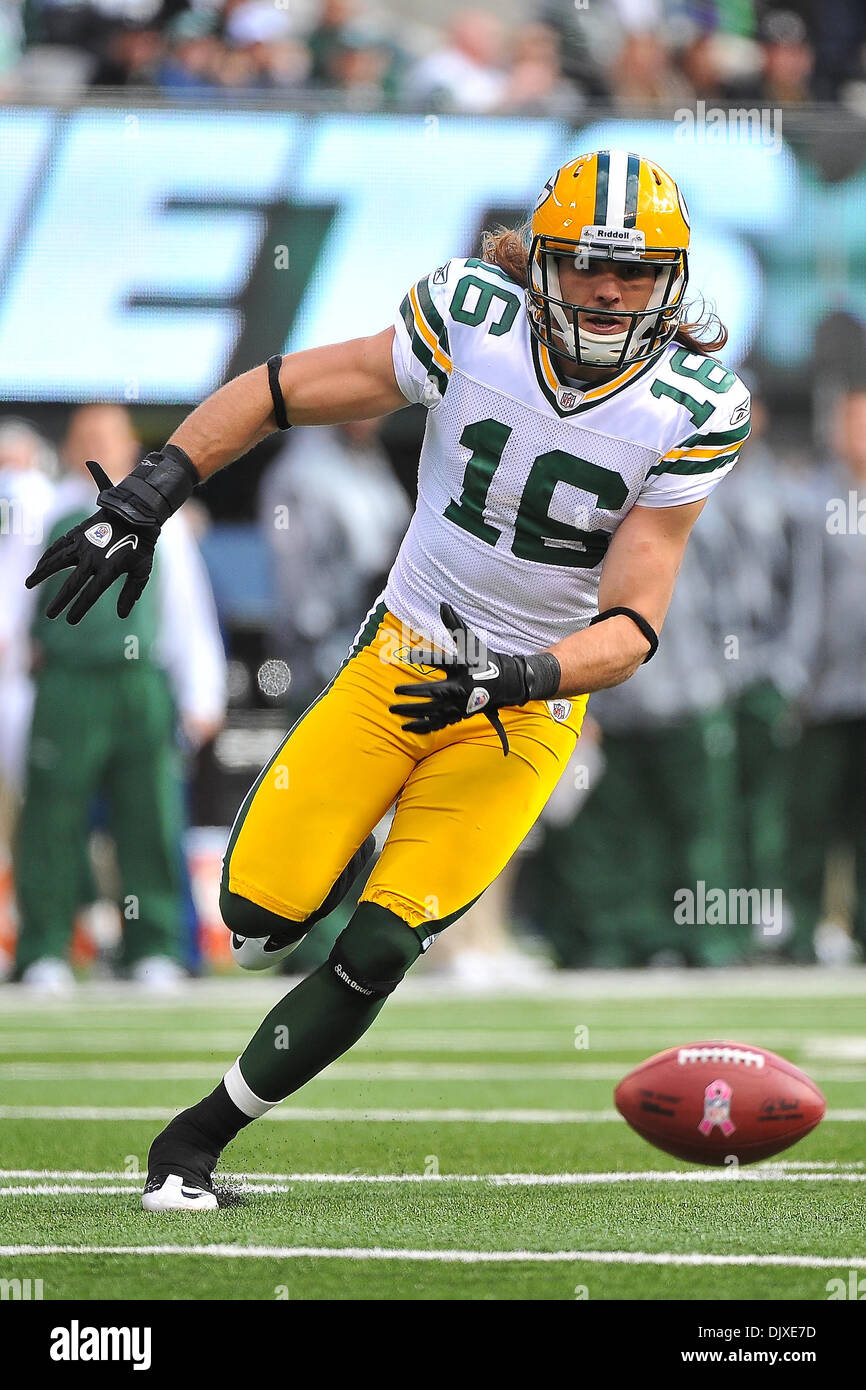 Green bay packers defensive line hi-res stock photography and images ...