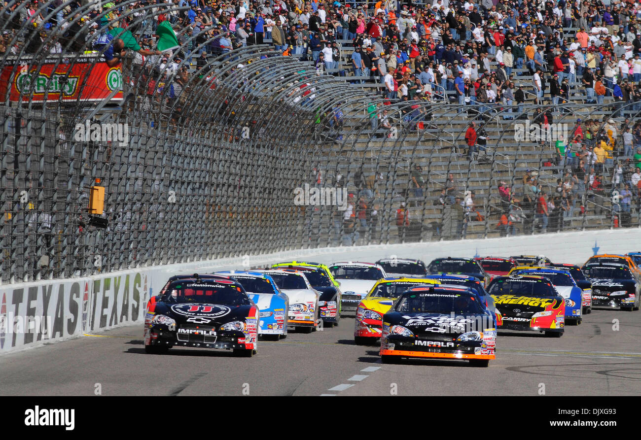 Nascar start green flag hi-res stock photography and images - Alamy