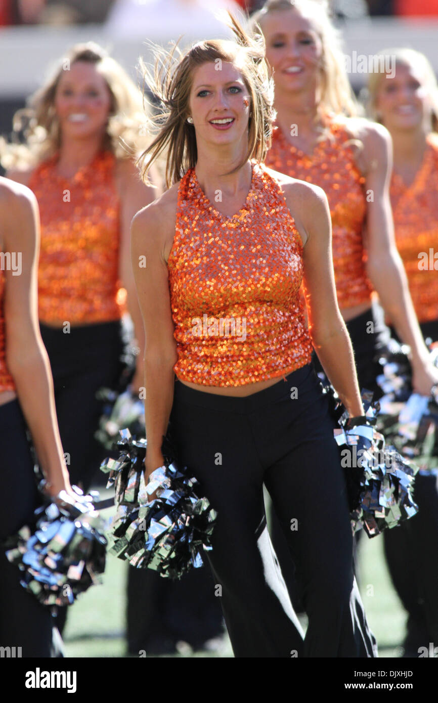 Osu cheerleaders hi-res stock photography and images - Alamy