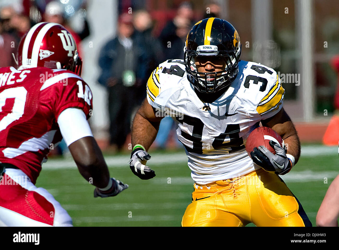 Nov. 6, 2010 - Bloomington, Indiana, United States of America - Iowa RB ...