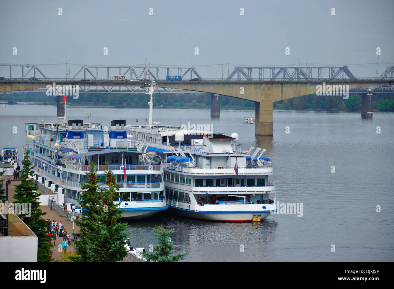 Motor ships in Volga river, Yaroslavl, Russia Stock Photo - Alamy