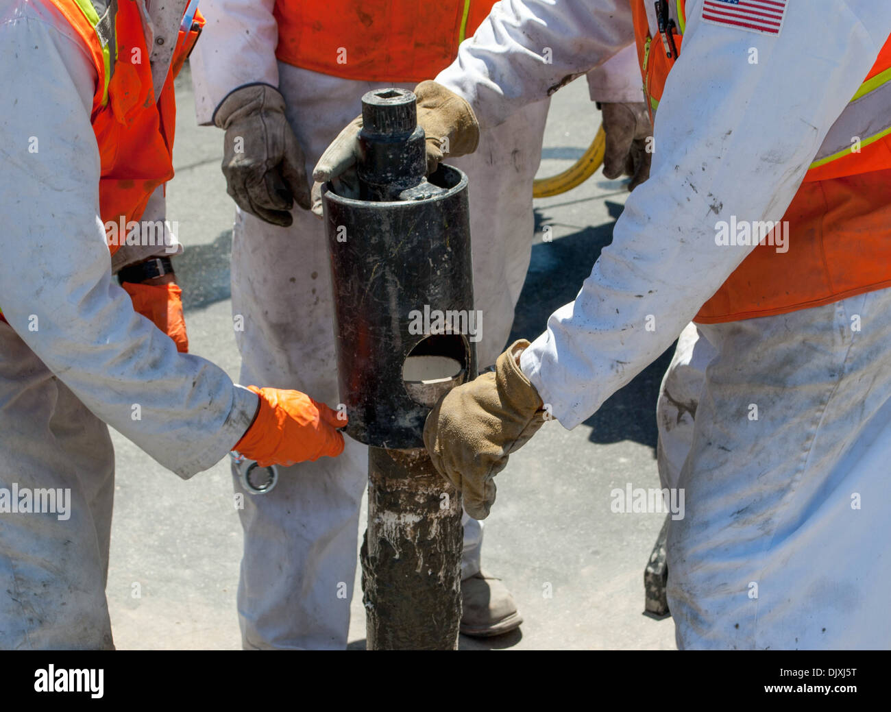 Environmental workers hi-res stock photography and images - Alamy