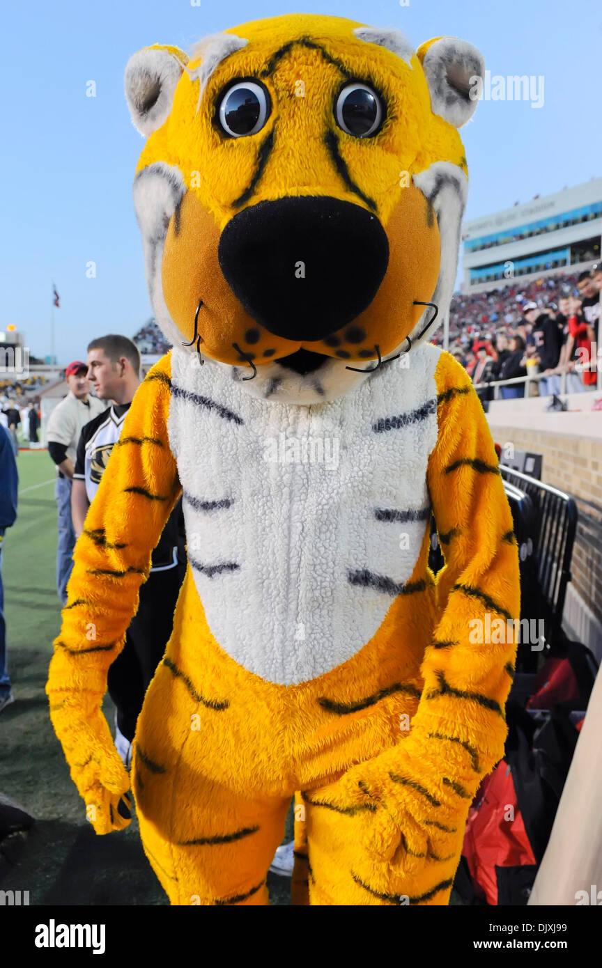 Truman the tiger hi-res stock photography and images - Alamy