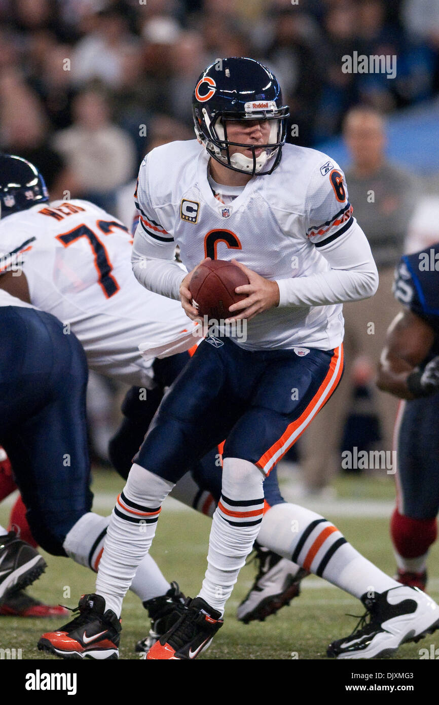 Nov. 7, 2010 - Toronto, Ontario, Canada - Chicago Bears quarterback Jay ...