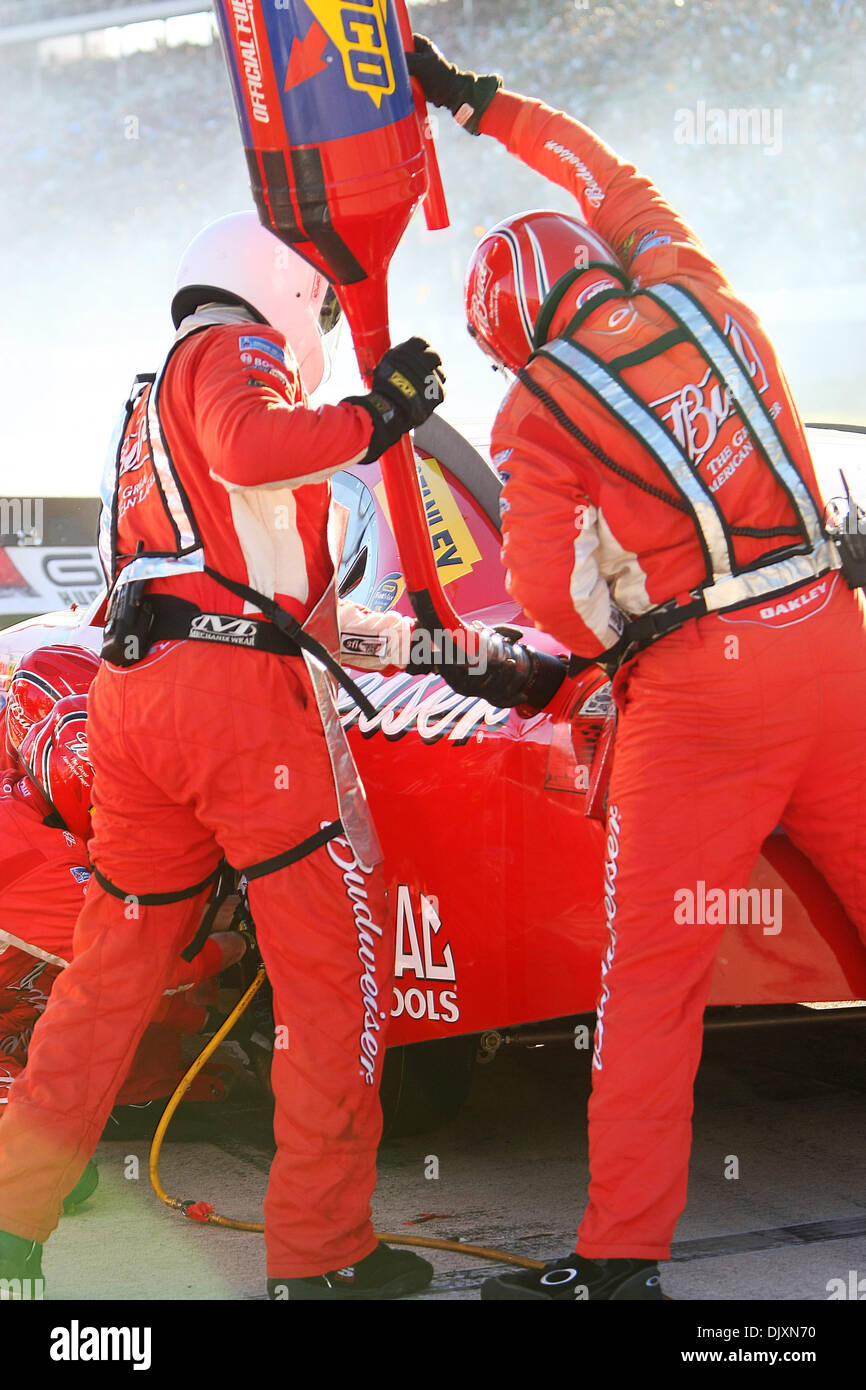 Pit crew members for aric almirola hi-res stock photography and images ...