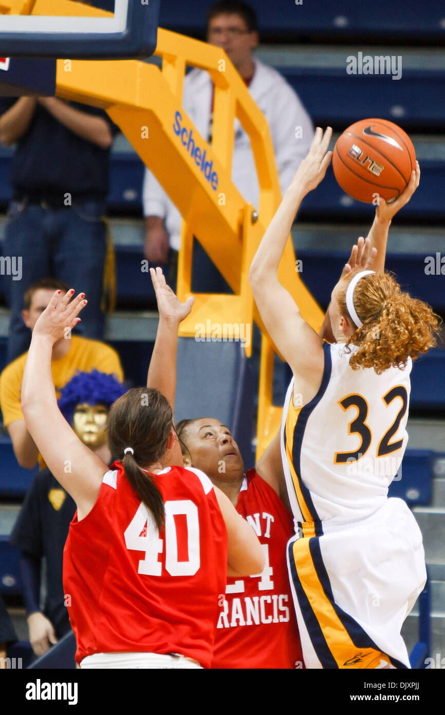 Nov. 12, 2010 - Toledo, Ohio, United States of America - Toledo Rockets ...