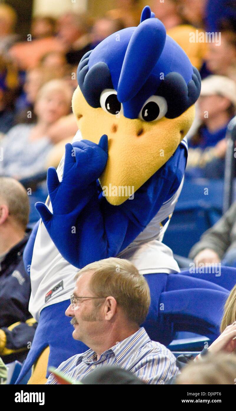 Villanova university mascot hi-res stock photography and images - Alamy