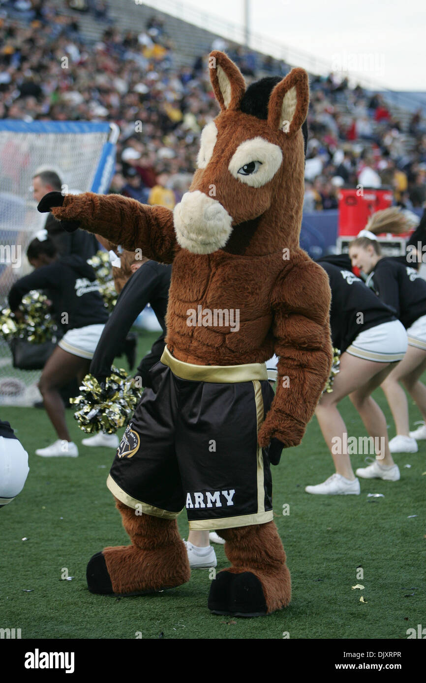 Kent state golden flashes hi-res stock photography and images - Alamy