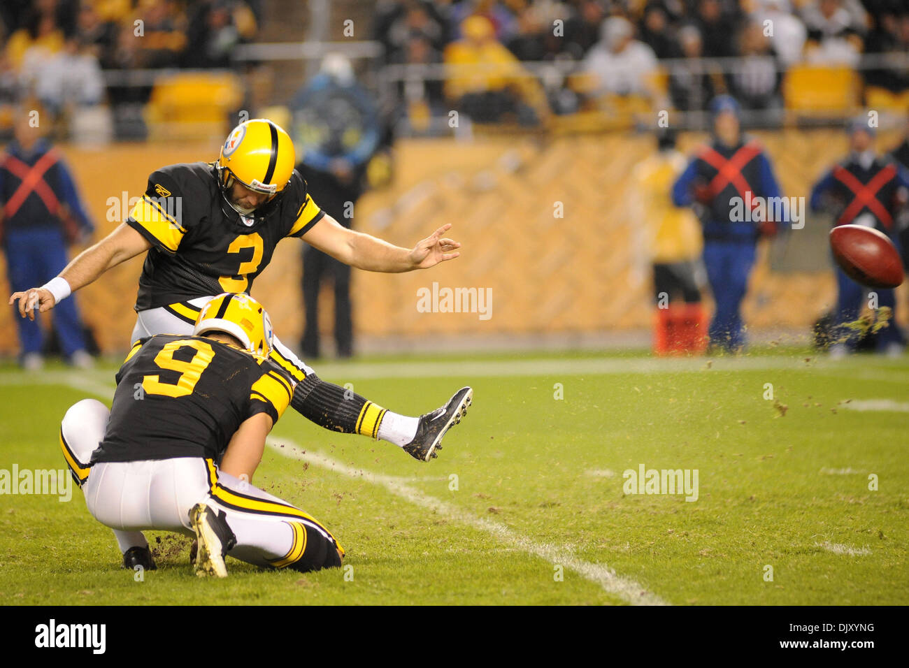Pittsburgh steelers kicker jeff reed hi-res stock photography and ...