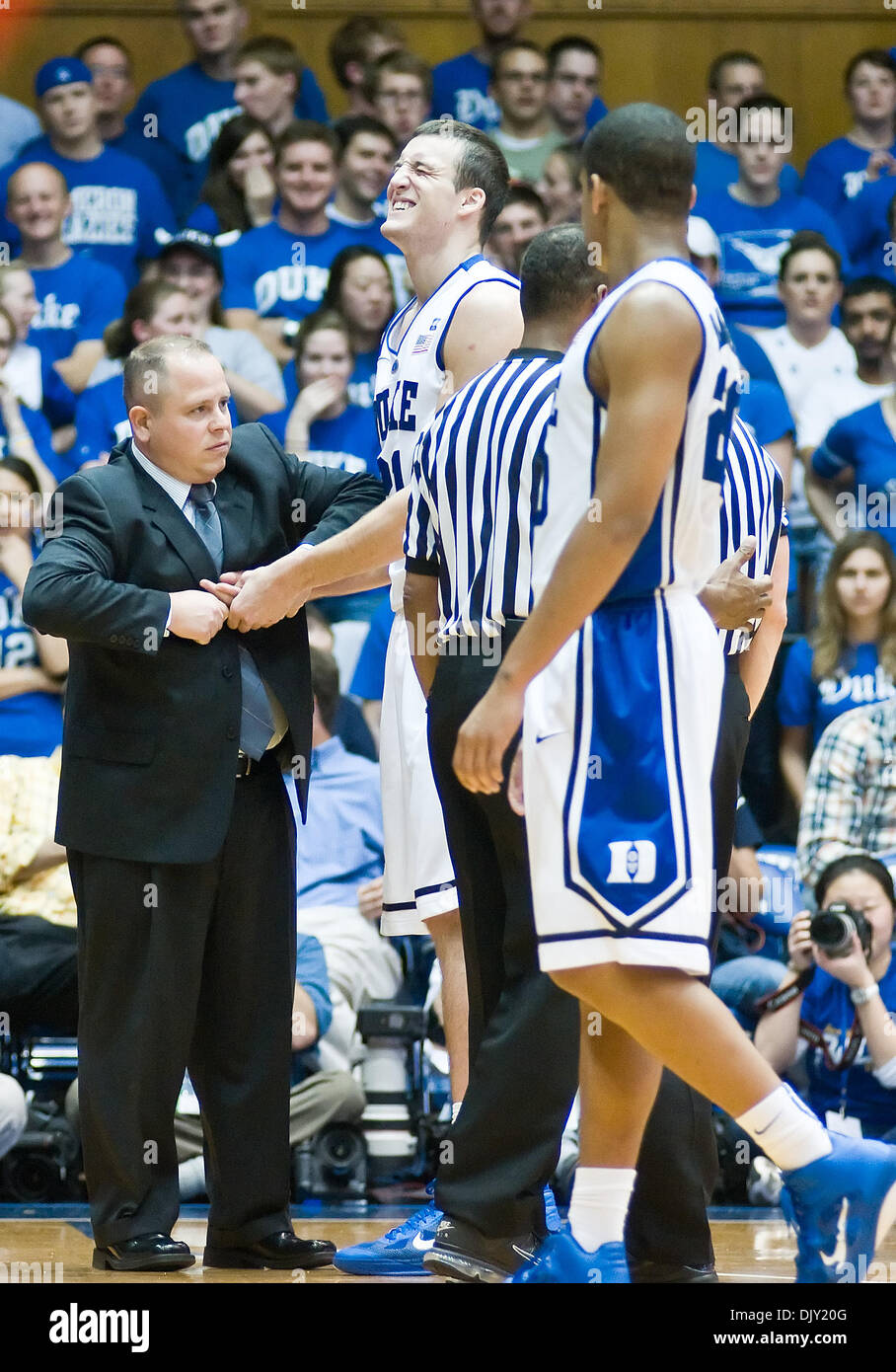 Jammed finger hi-res stock photography and images - Alamy