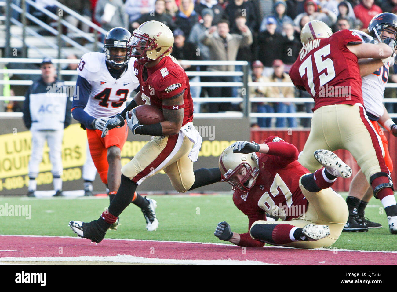 Nov. 19, 2010 - Boston, Massachusetts, U.S. - With minutes left in the ...