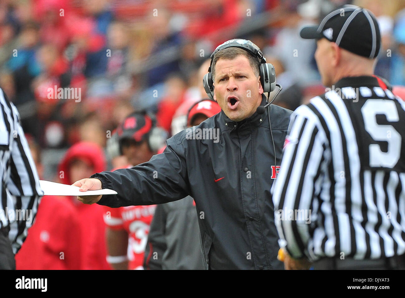 Rutgers head coach greg schiano hi-res stock photography and images - Alamy
