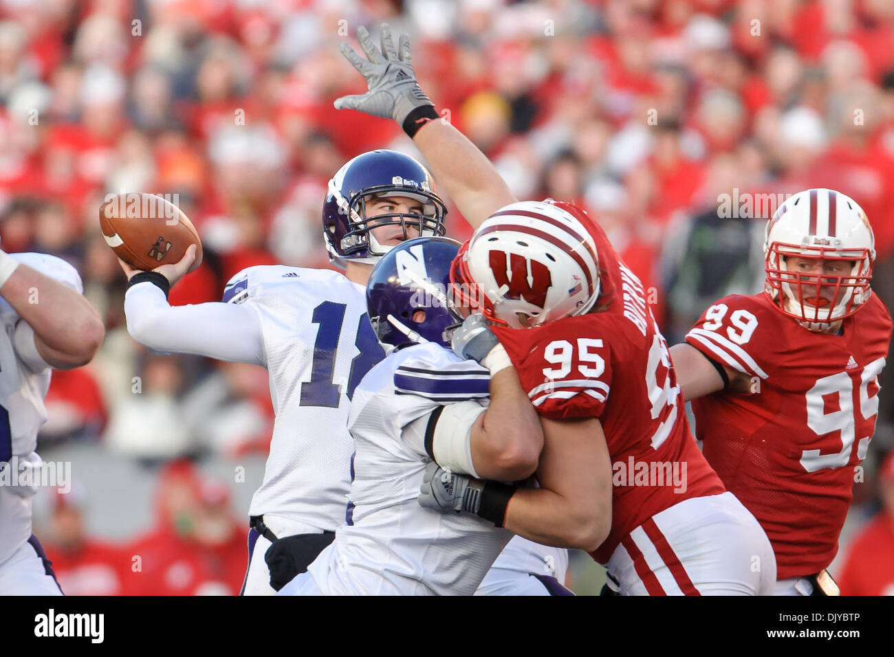 10 nov 95 hi-res stock photography and images - Alamy