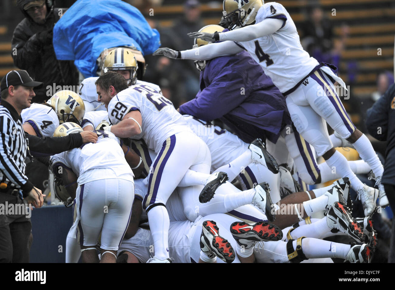 Washington football team celebrate hi-res stock photography and images ...