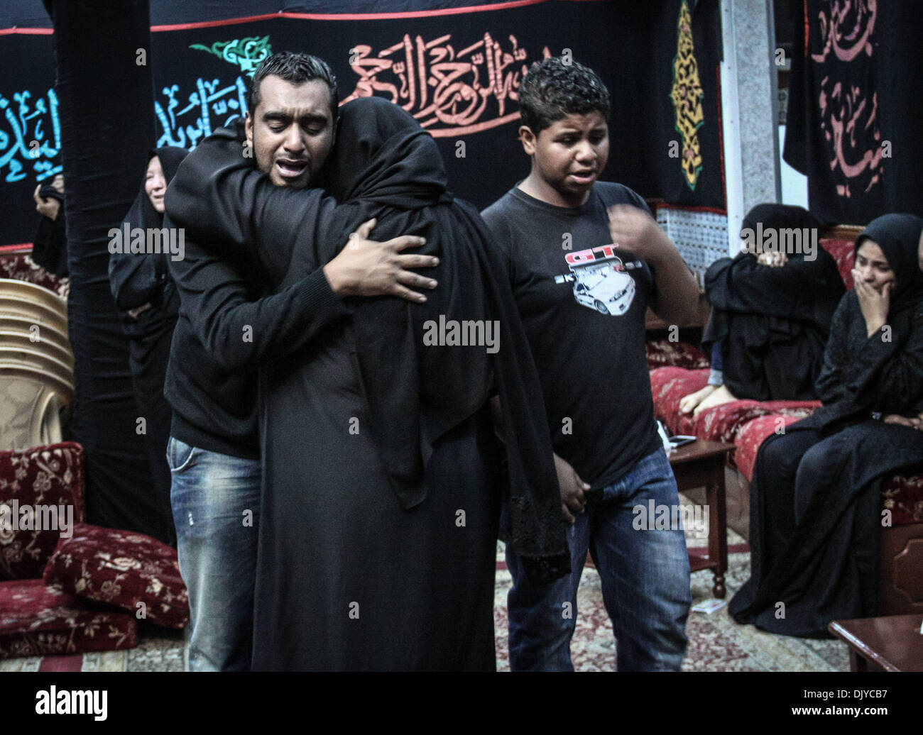 Sanabis, Bahrain. 30th Nov 2013. Funeral of Martyr Ahmed Ameer. Riot ...