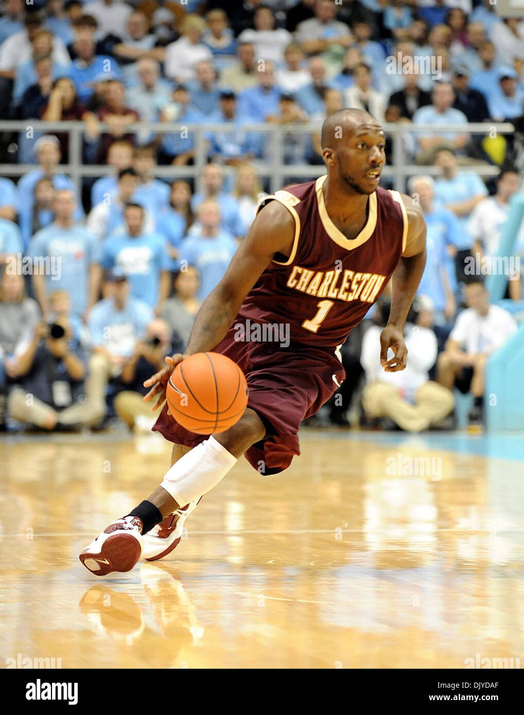 Charleston cougars mens basketball hi-res stock photography and images ...