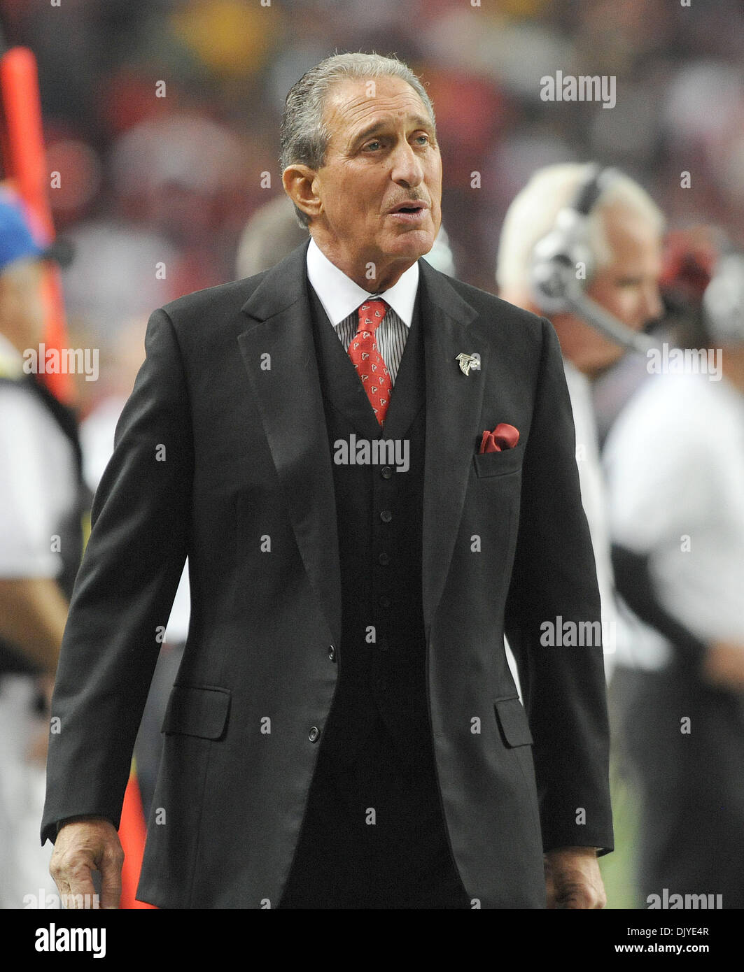 Atlanta falcons owner arthur blank hi-res stock photography and images ...