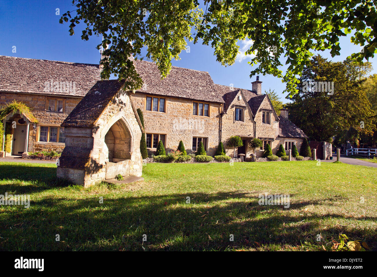 Cotswold stone cottages at Lower Slaughter, Cotswolds, Gloucestershire ...
