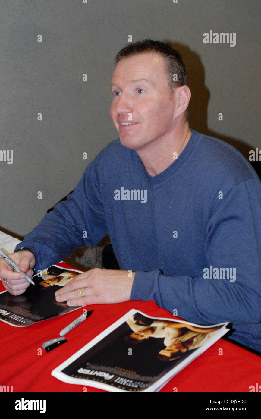 Micky ward hi-res stock photography and images - Alamy