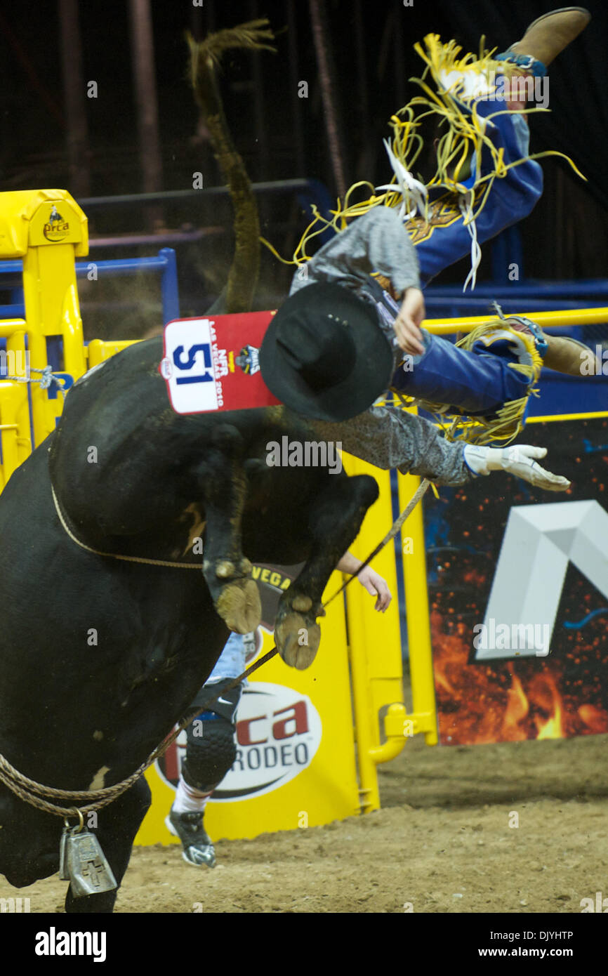 Cowboy bucked off bull hi-res stock photography and images - Alamy