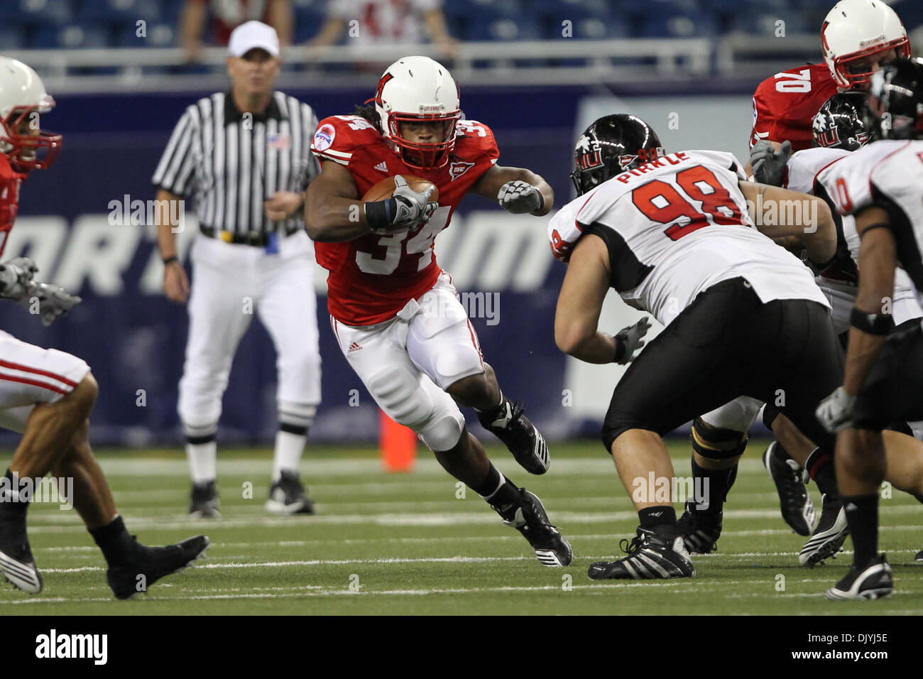 Dec. 3, 2010 - Detroit, Michigan, United States of America - Redhawks ...