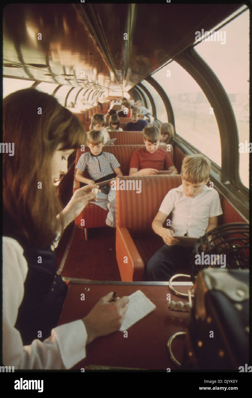 Amtrak passenger service hi-res stock photography and images - Alamy